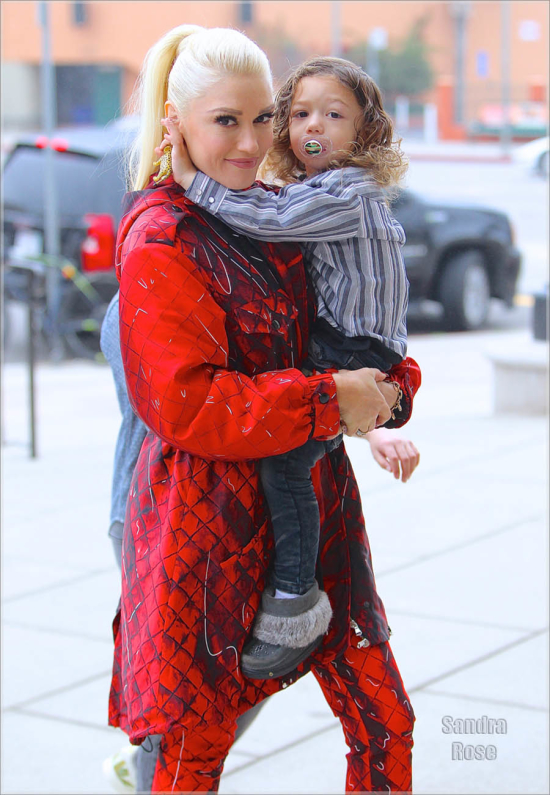 Gwen Stefani and Apollo – Sandra Rose
