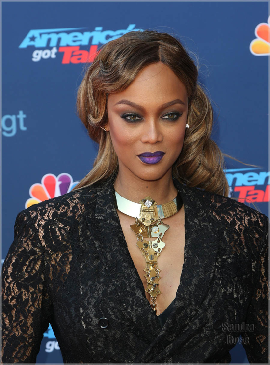 Tyra Banks – Sandra Rose