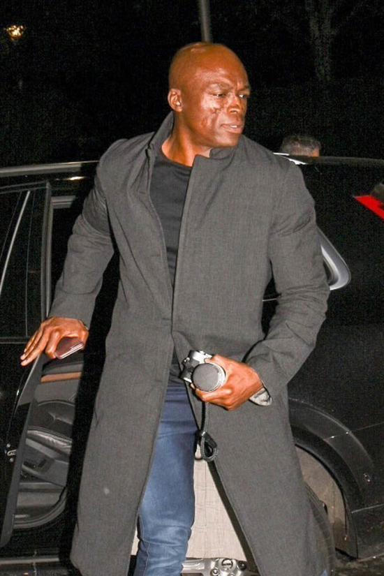 Seal Samuel – Sandra Rose