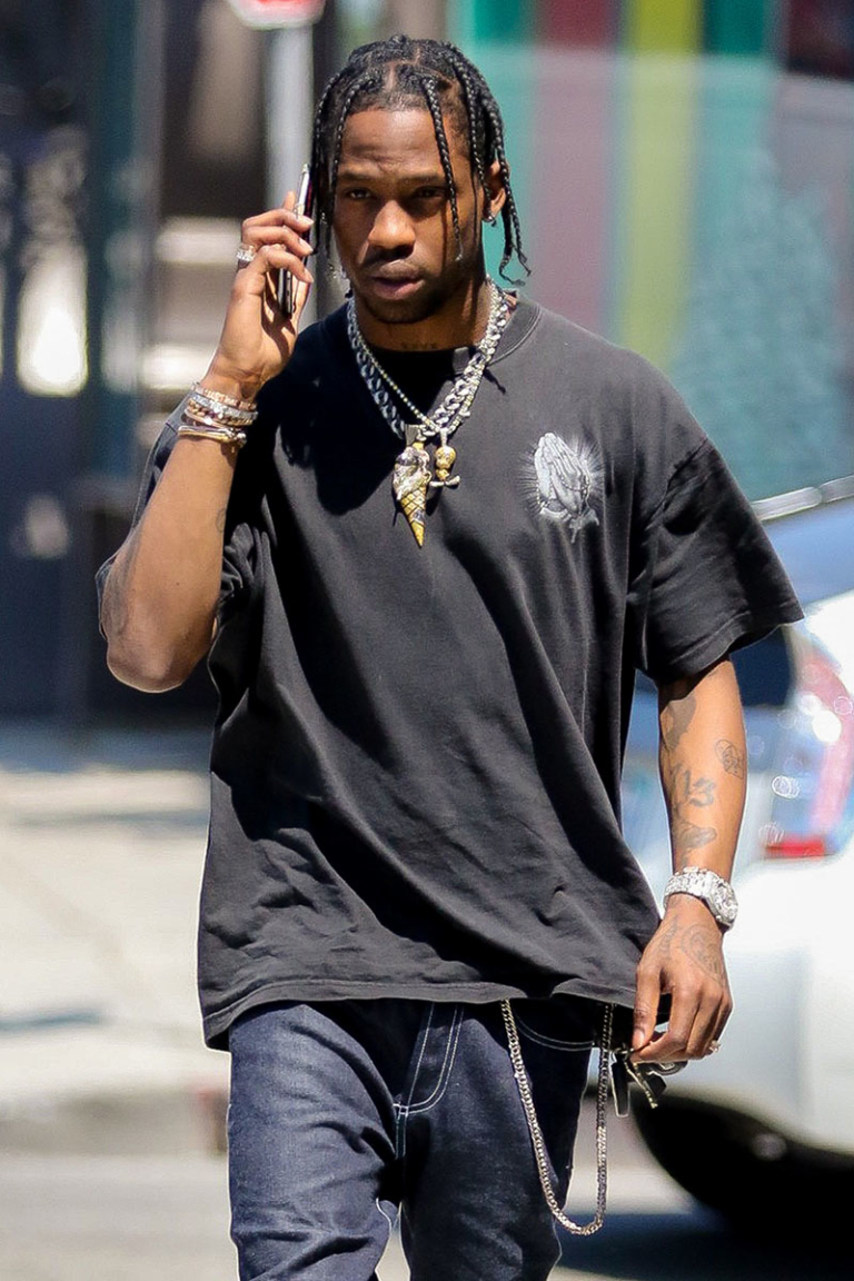 Travis Scott’s security guard jabbed in the neck with needle and fell ...