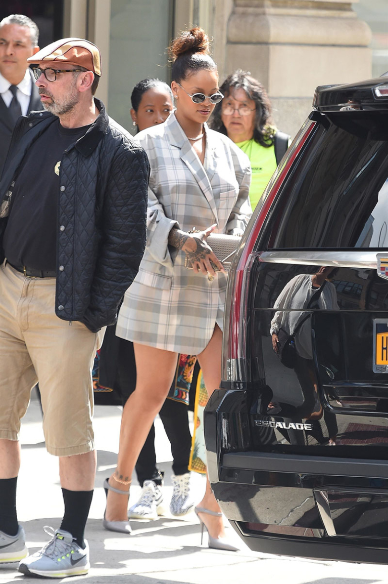 PICS: La La & Carmelo Anthony, Rihanna – Sandra Rose