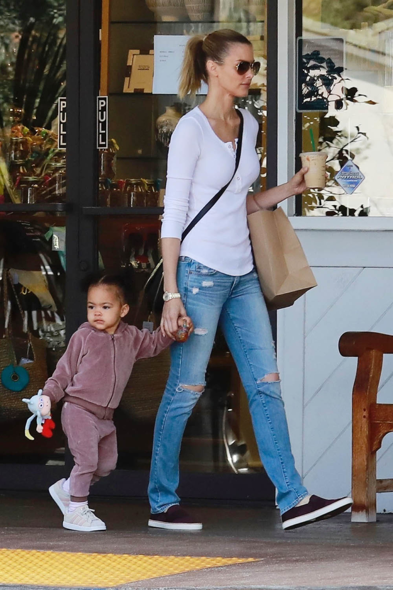 Celebrity Kids: Paige Butcher with Eddie Murphy’s daughter, Izzy Oona ...