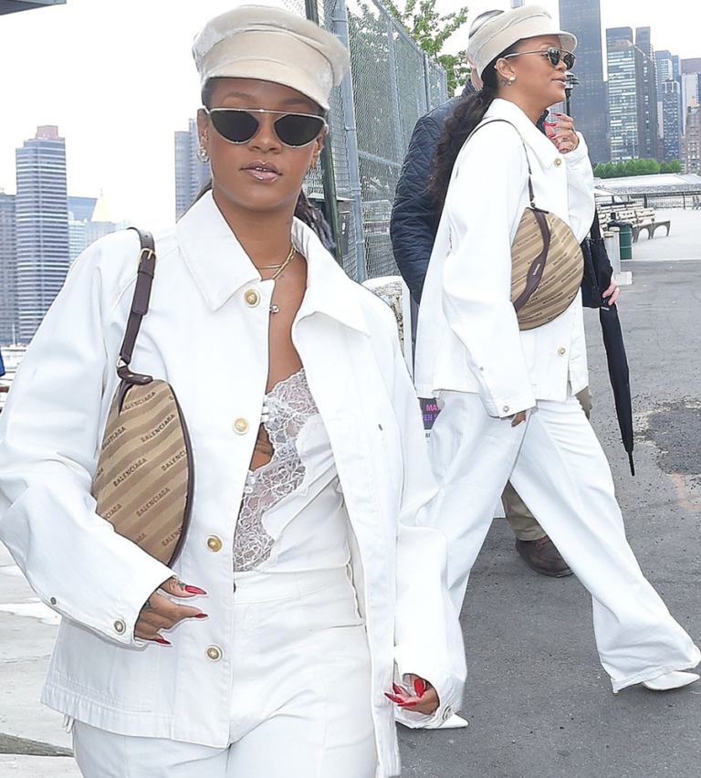 Rihanna – Sandra Rose