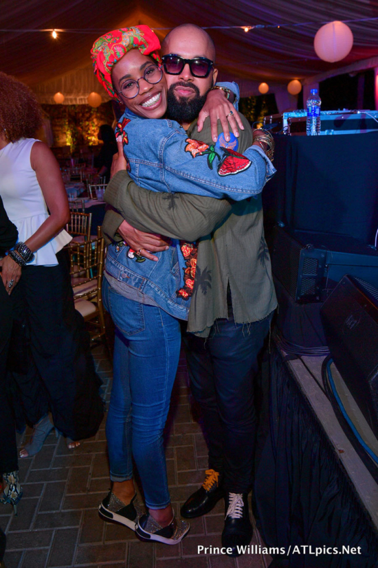 R&B singer Porcelon performed in concert at ATL Live On the Park in ...