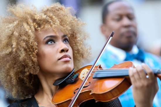 Violinist Ezinma performed at the 2018 Power Of Influence Awards held ...
