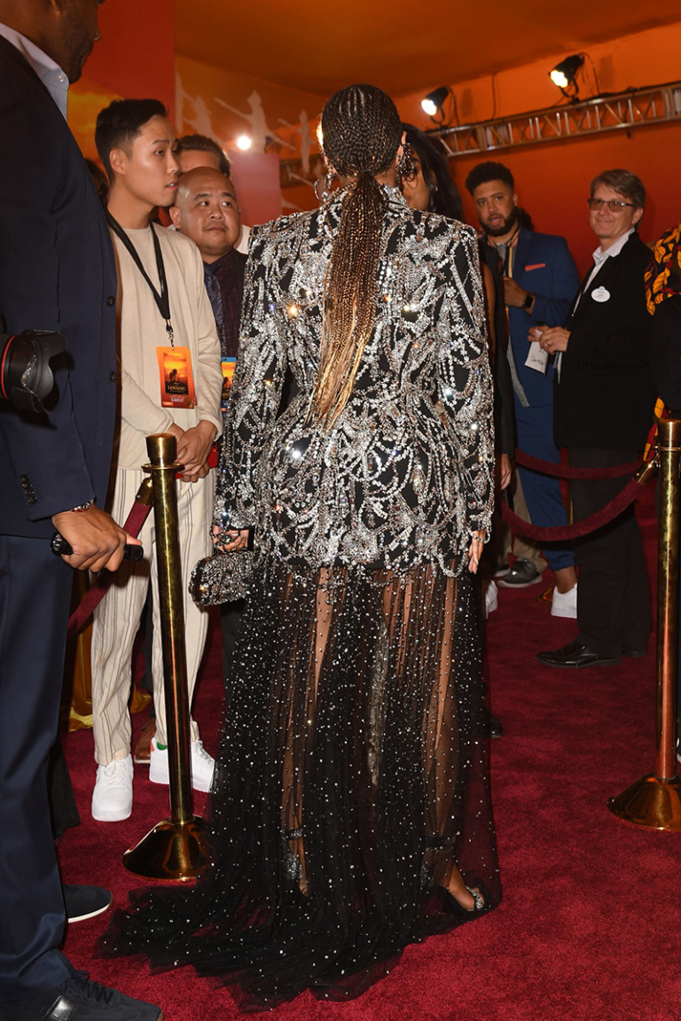 Reggie Miller, Laura Laskowski and family attend the Hollywood Premiere ...