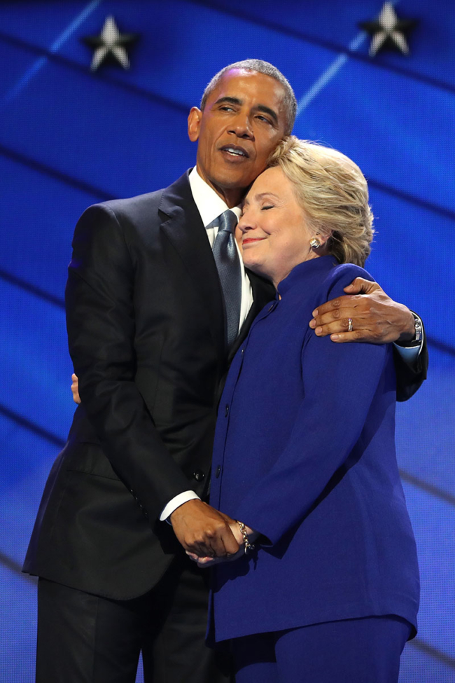 Obama drops another hint he will endorse Hillary Clinton if she enters ...