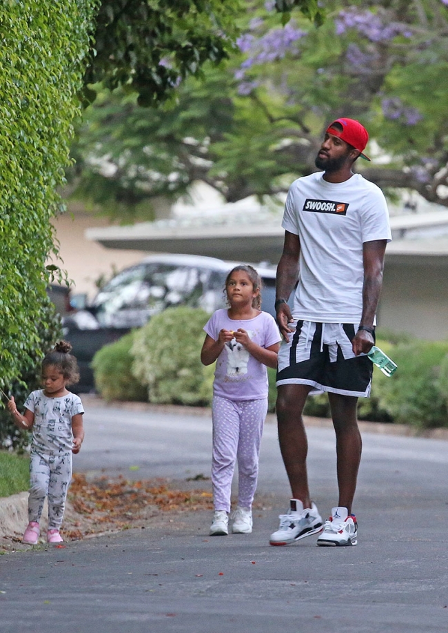 *EXCLUSIVE* Paul George strolls upscale LA neighborhood with daughters ...