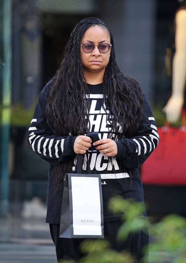 Celebs Out & About: Raven-Symoné, Nicole Murphy, Jazz Jennings, Machine ...