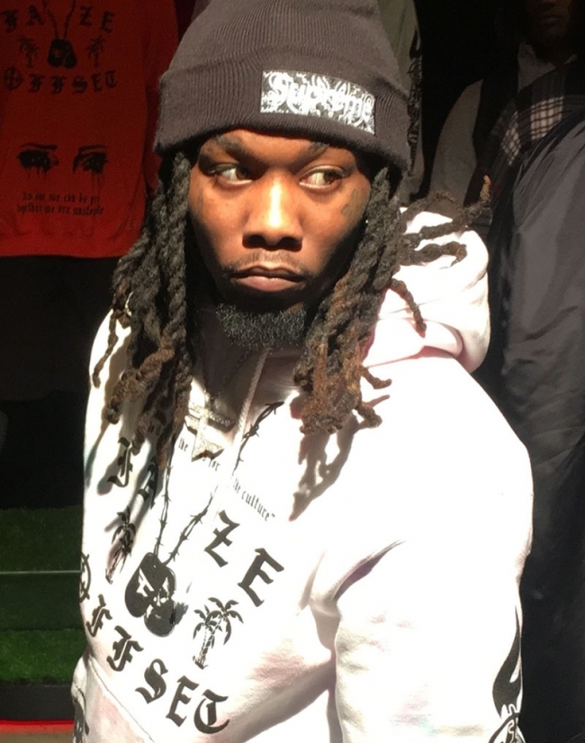 Offset visits the Counter-Strike gaming team Faze Clan at FaZe Arcade ...