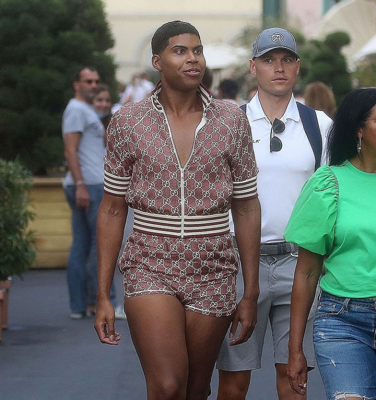 PICS: Magic Johnson and family in Italy, Eniko Parrish and kids in Cabo ...