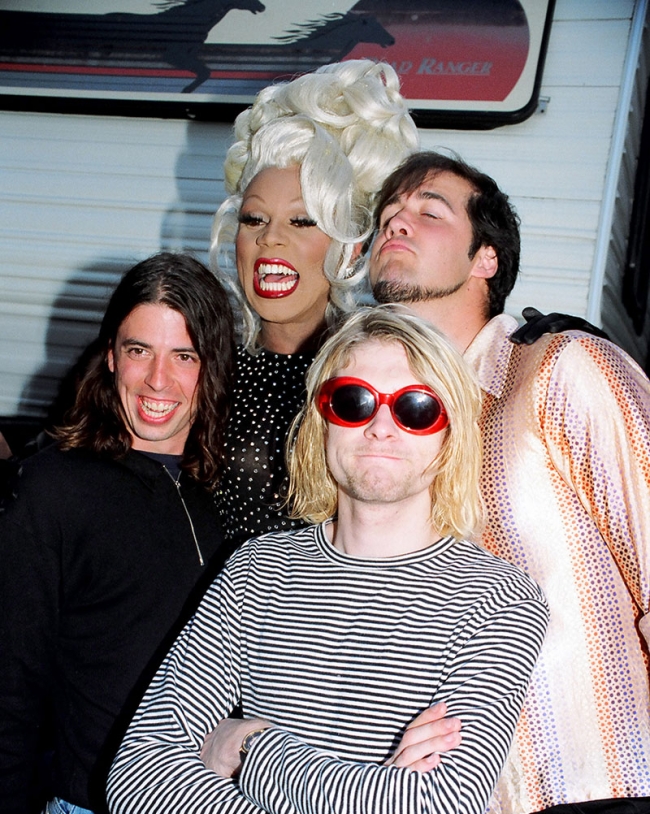 Baby On Cover of Nirvana’s ‘Nevermind’ Album SUES for ‘Child ...