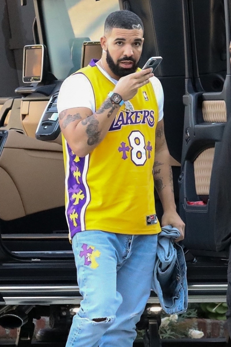 Julia Fox dated rapper Drake before she met Kanye West – Sandra Rose