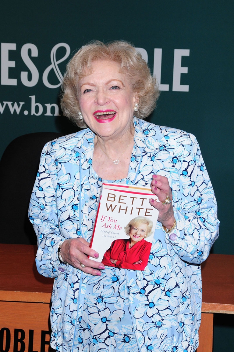 Betty White signs copies of her new book ‘If You Ask Me: (And of Course ...