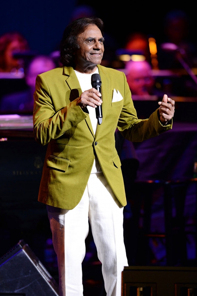 PICS: Johnny Mathis Performs Live at The Broward Center for the ...