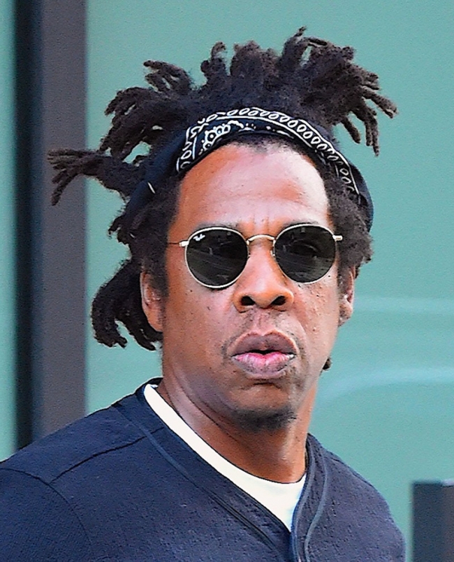 PICS: Drake shows off his braided lace front wig