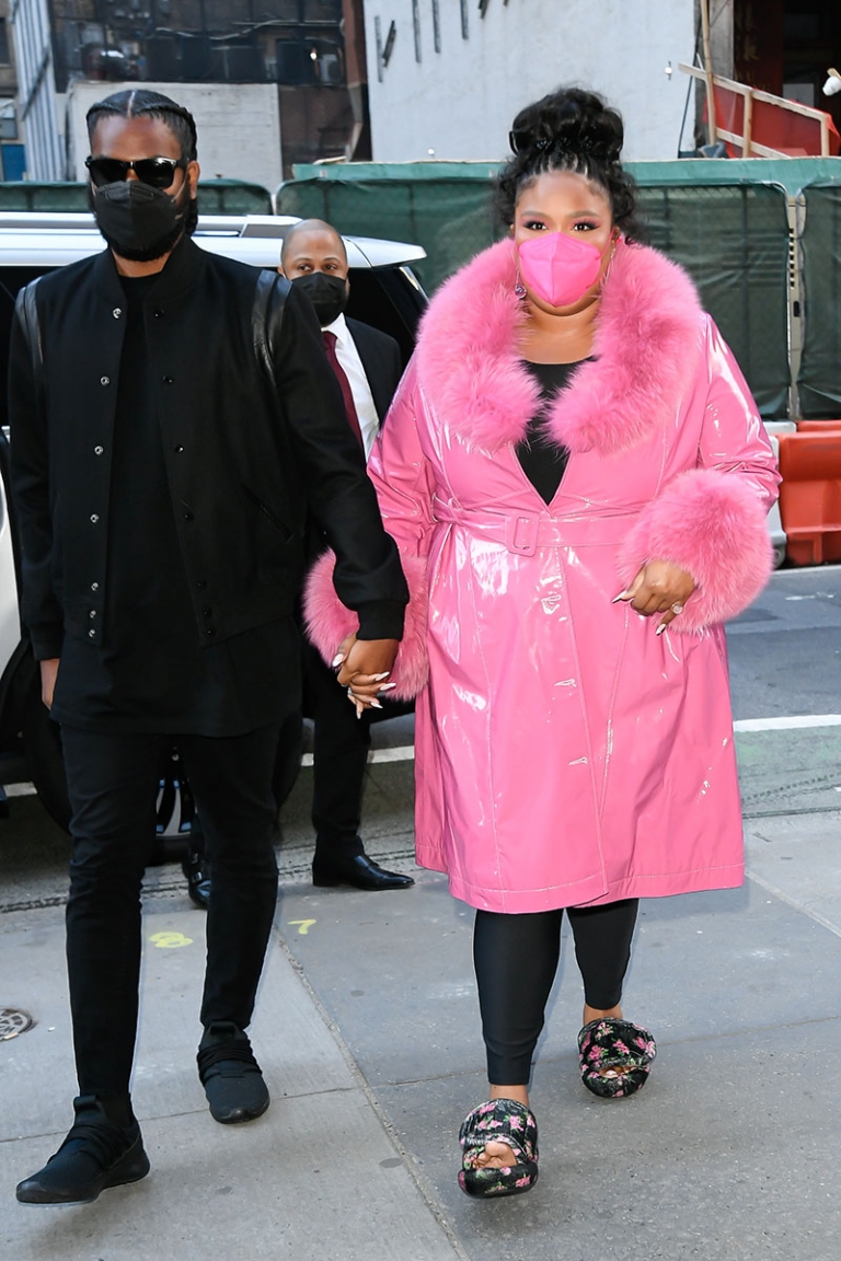 Lizzo Engaged to Boyfriend Myke Wright – Sandra Rose