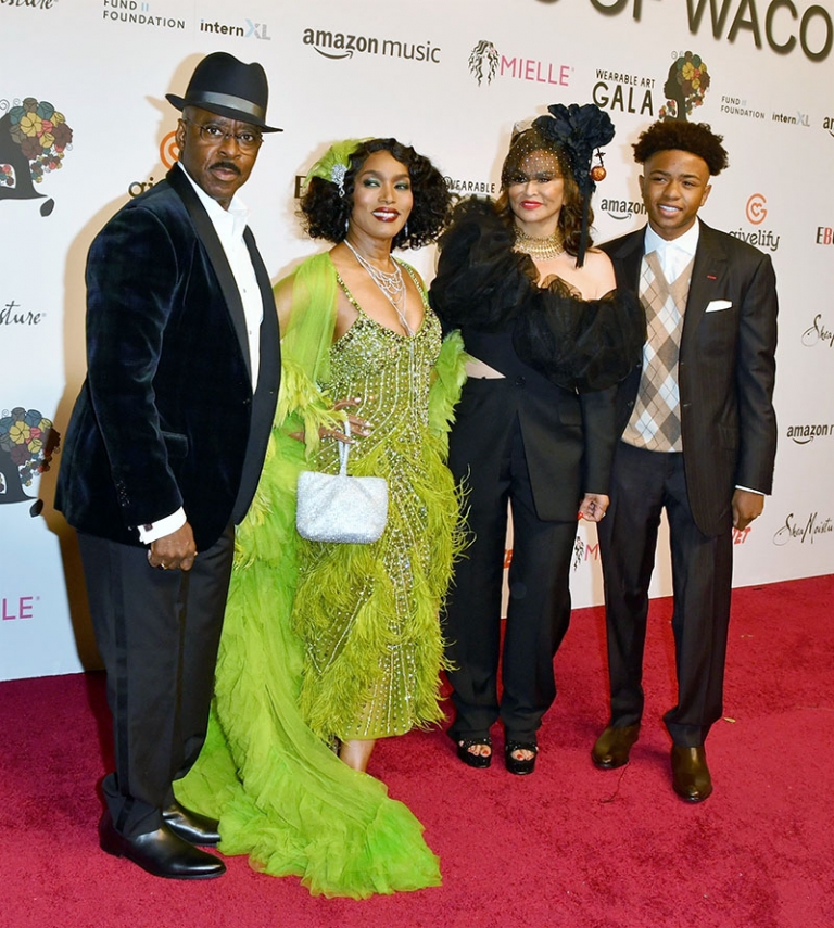 \Santa Monica, CALI – Richard Lawson, Tina Knowles Lawson, and more ...