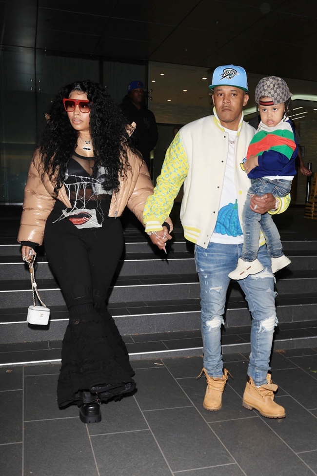 West Hollywood, CA – *EXCLUSIVE* – Nicki Minaj shows off her curvy ...