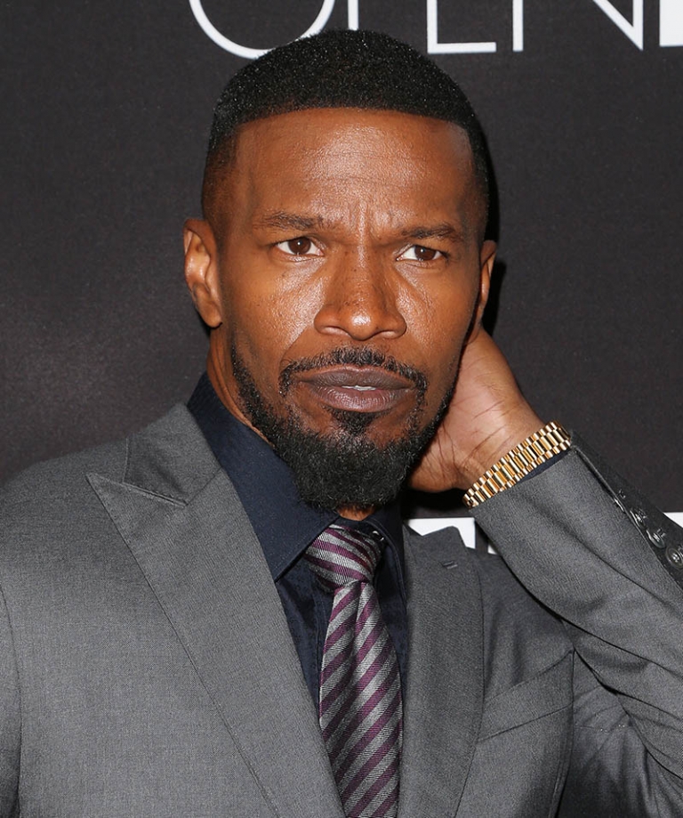 Jamie Foxx Receiving Physical Therapy at Rehab Center in Chicago ...