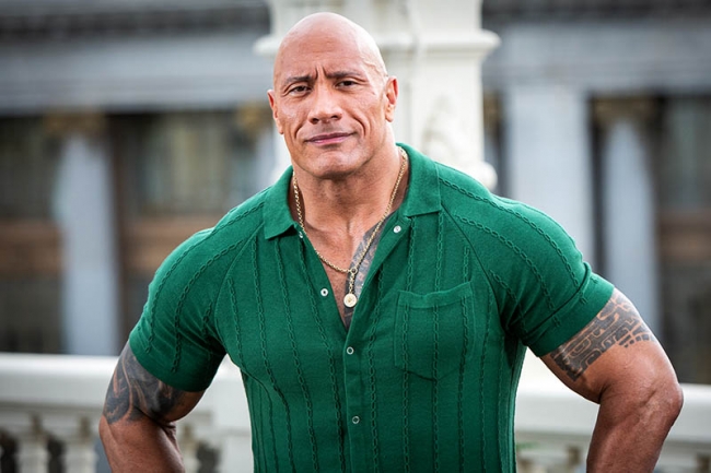 Bald Dwayne “The Rock” Johnson launches shampoo line – Sandra Rose