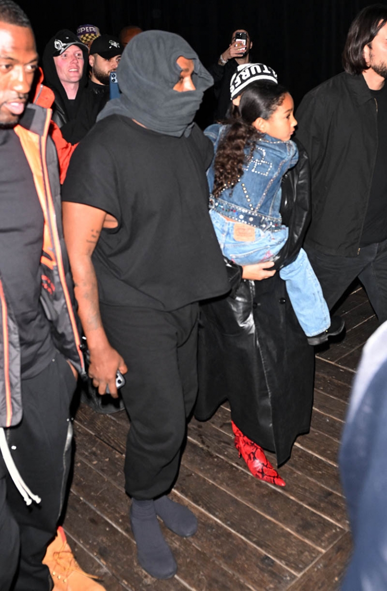 MIAMI, FLORIDA — Kanye and his wife Bianca Censori flew to Miami to ...