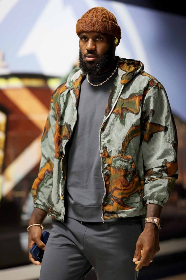 LeBron James steps away from Lakers amid Sean Combs rumors – Sandra Rose