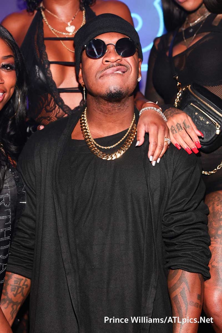 Singer Ne-Yo and his girlfriends party at "Ladies Love R&B" at Flo ...