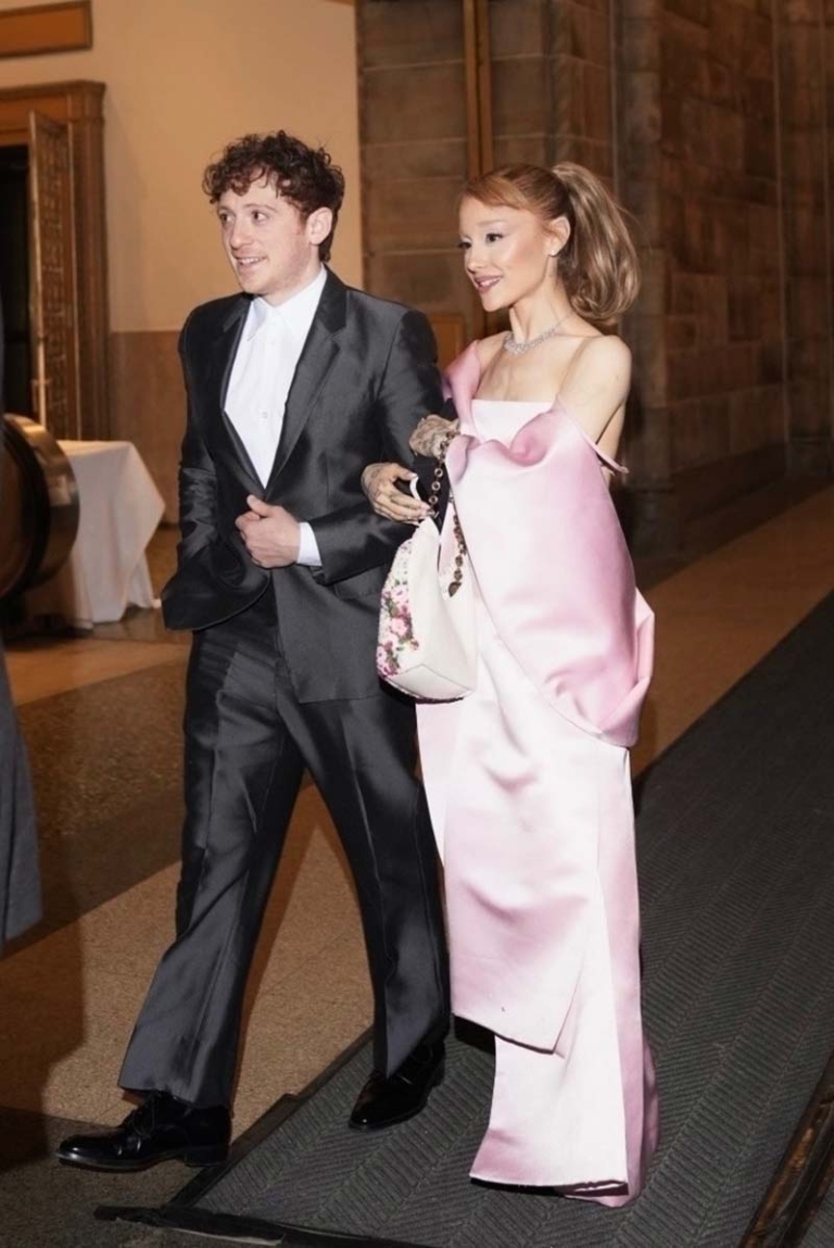 Ariana Grande addresses ‘secret marriage’ to co-star Cynthia Erivo ...