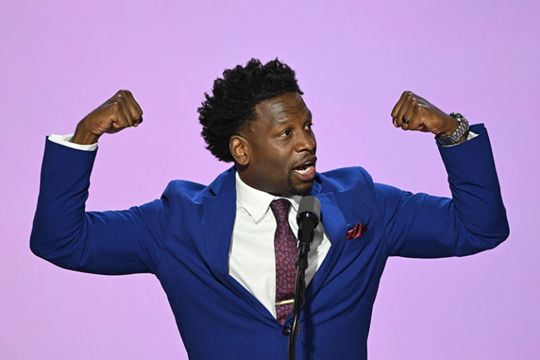 Pastor Lorenzo Sewell of Detroit, Michigan speaks during the last day ...