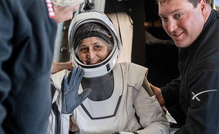 NASA astronaut Suni Williams aged 10 years after being stranded in space for 9 months! She is ...