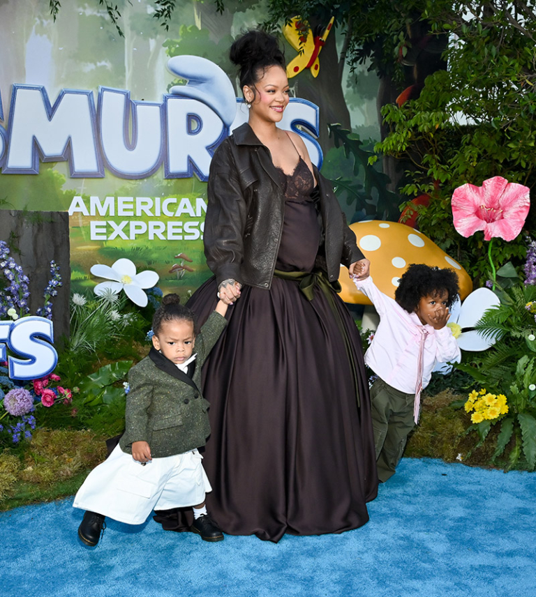 Photos: Rihanna, Riot Rose and RZA Attend ‘Smurfs’ Los Angeles Premiere ...