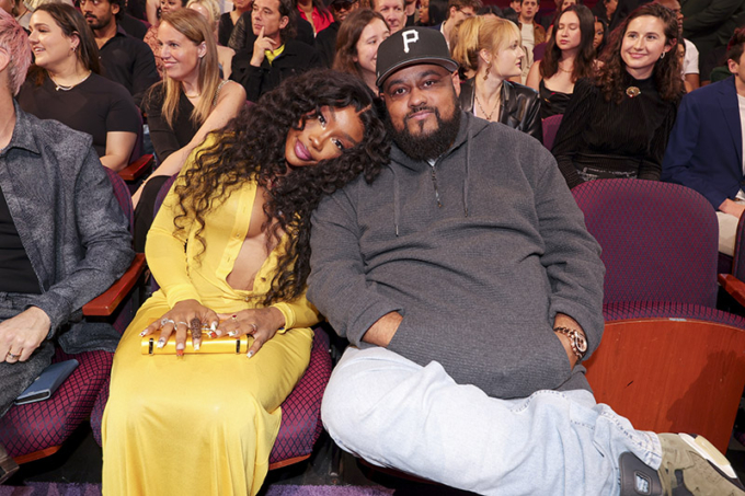 Nicki Minaj Comes for SZA’s Neck After Lashing Out at TDE Punch ...