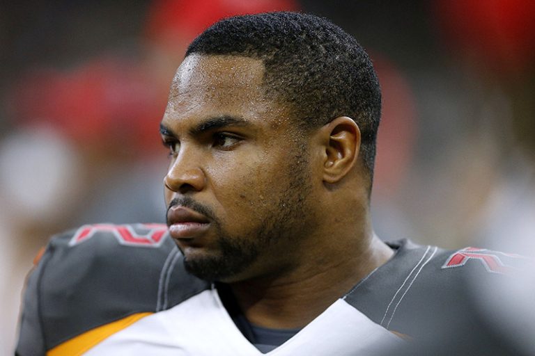 Former NFL RB Doug Martin had mental health breakdown before death in ...